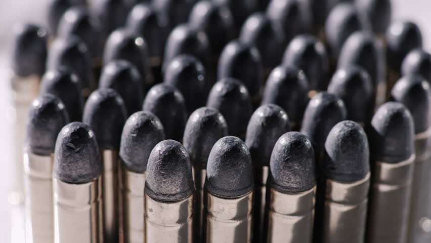 Row of handguns image - Free stock photo - Public Domain photo - CC0 Images