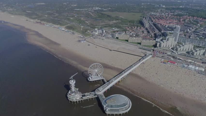 Pier at Scheveningen, Netherlands image - Free stock photo - Public ...