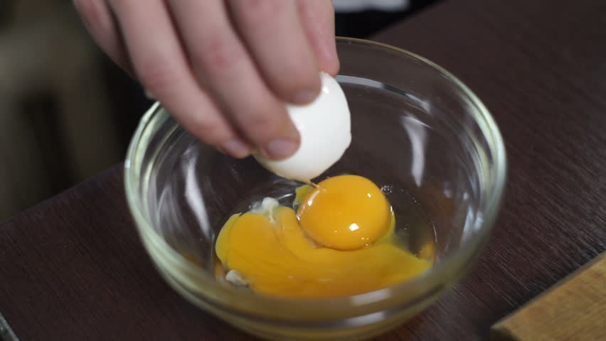Break Egg. Cooking Food. Baking Ingredients, Breaking The Eggs ...