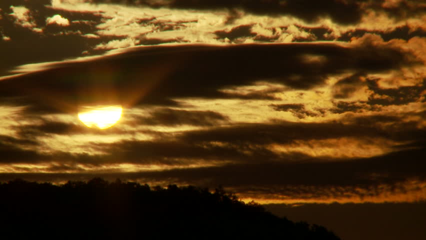 Beautiful Sunset / Sunrise (if Reversed) Time-Lapse. Sun Passing ...