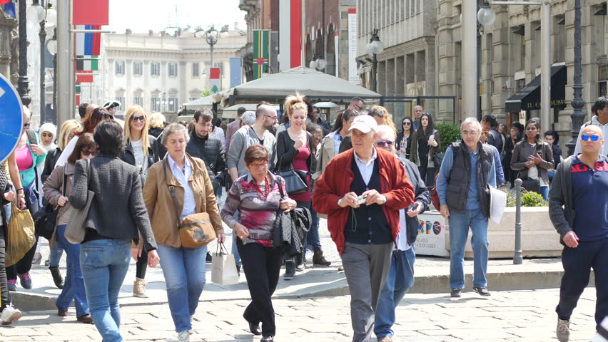 Italian People Talking