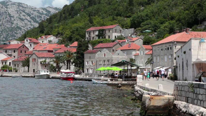Poor Households In Outskirts Of Ulaanbaatar, Mongolia's Capital Stock ...