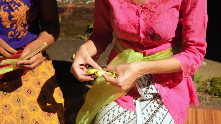 Canang Sari Stock Video Footage - 4K and HD Video Clips | Shutterstock